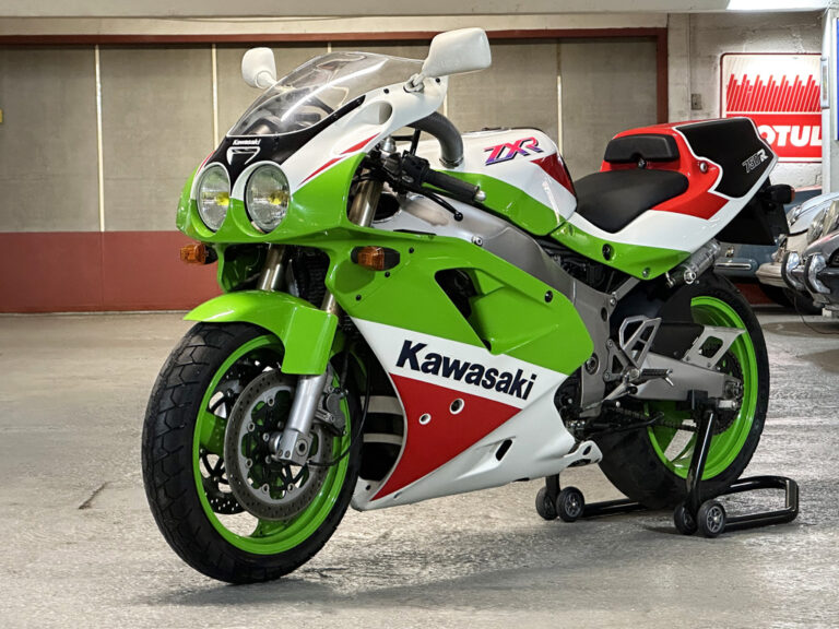 Kawasaki ZXR 750 R, 1992 for sale at classic-motorbikes.com